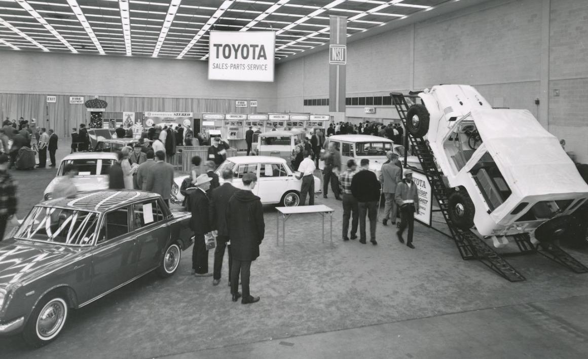 Detroit Auto Show: vintage photo archives | IEDEI